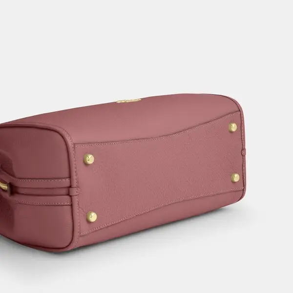 COACH OUTLET Coach Erin Shoulder Bag - Gold/peony