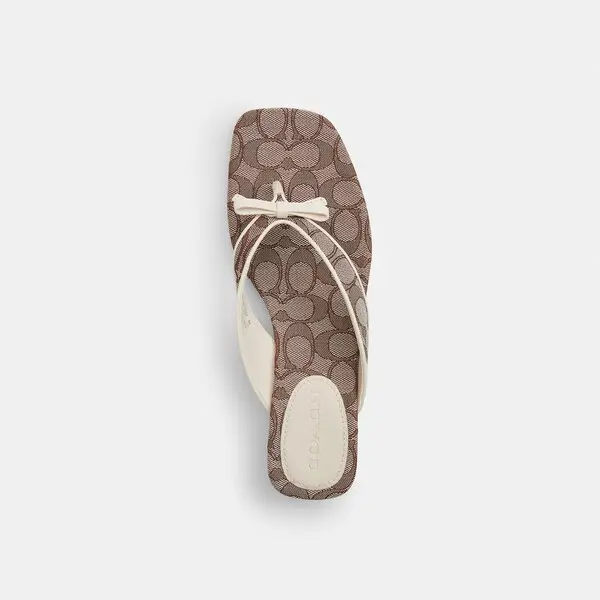 COACH OUTLET Coach Signature Jacquard Bow Thong Kitten Heel - Oak/chalk