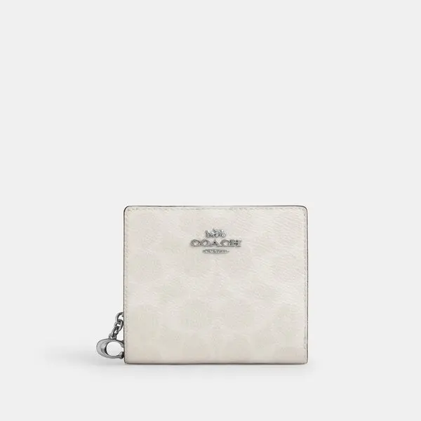 COACH OUTLET Snap Wallet In Signature Canvas - Silver/white/chalk