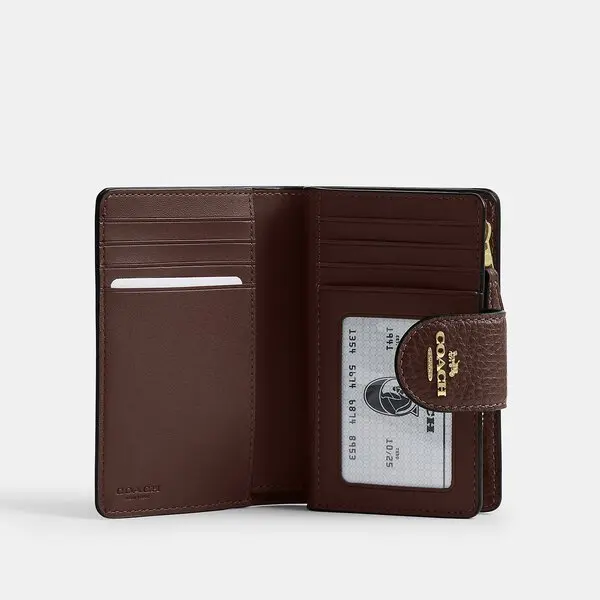 COACH OUTLET Medium Corner Zip Wallet - Gold/maple