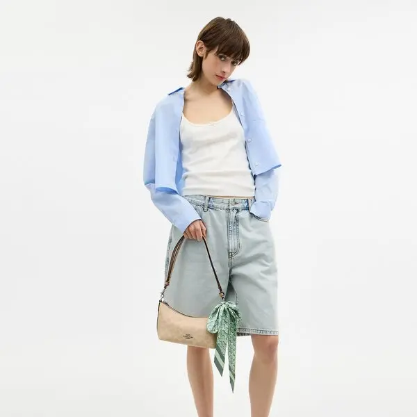 COACH OUTLET Coach Signature Silk Skinny Scarf