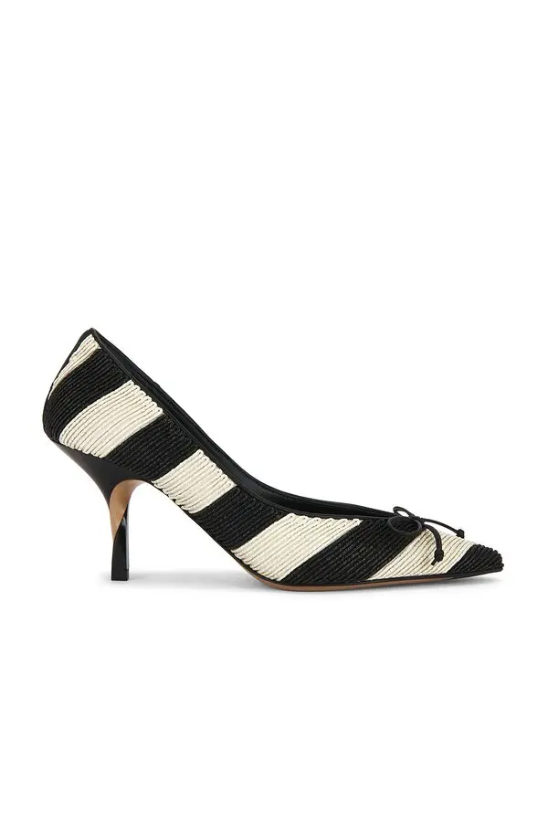 Jacquemus Les Escarpins Tourni Pumps With Bow Detail - Natural & Black