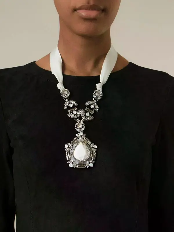 LANVIN Pear-shaped Pendant Necklace