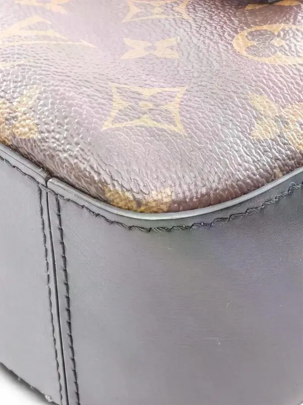 LOUIS VUITTON Monogram Saintonge Cross-body Bag - Brown