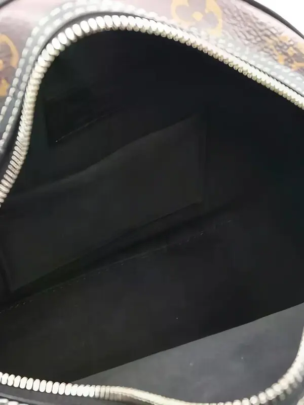 LOUIS VUITTON 2019 Airlines Boîte Chapeau Souple Cross Body Bag