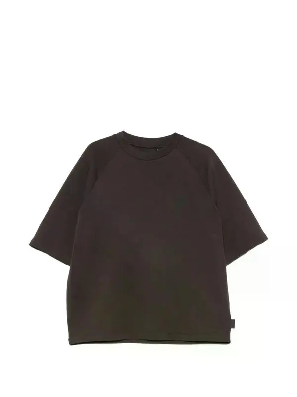 OUTHERE Logo-patch Raglan-sleeve T-shirt - Brown