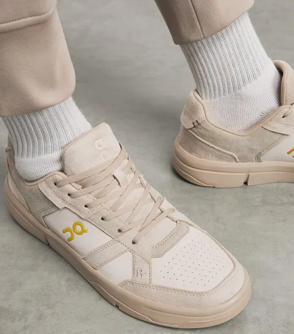 On Roger Clubhouse Ace Sneakers