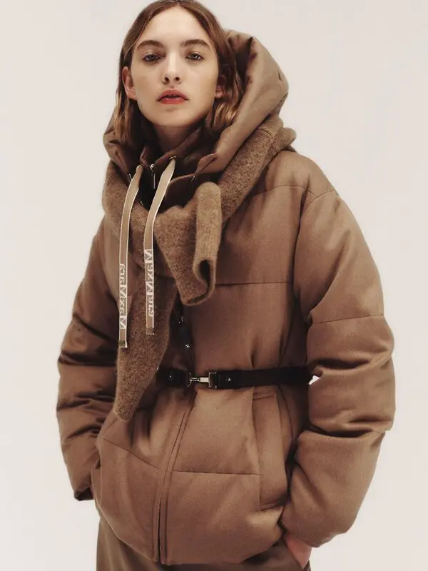 Max Mara Short Water-repellent Down Jacket With Hood And Leather Belt