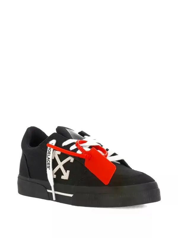 Off-White Vulcanized Low Sneakers