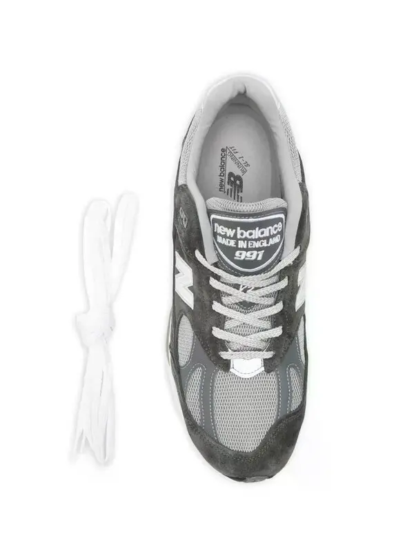 NEW BALANCE 991v2 Low-top Sneakers