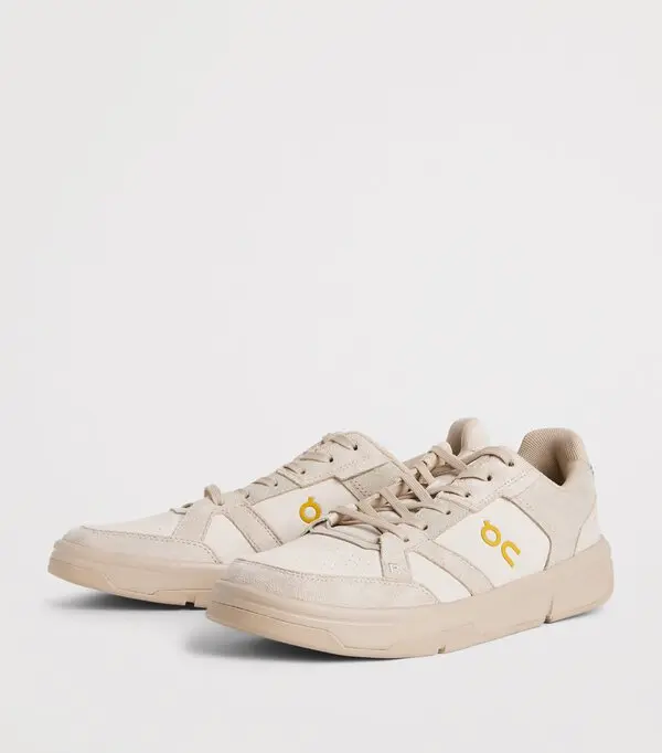 On The Roger Clubhouse Ace Trainers - Beige