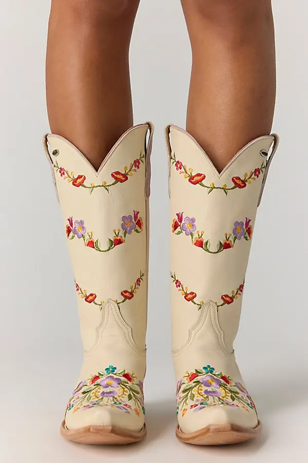 MEXICANA Midsommar Western Boots With Floral Embroidery