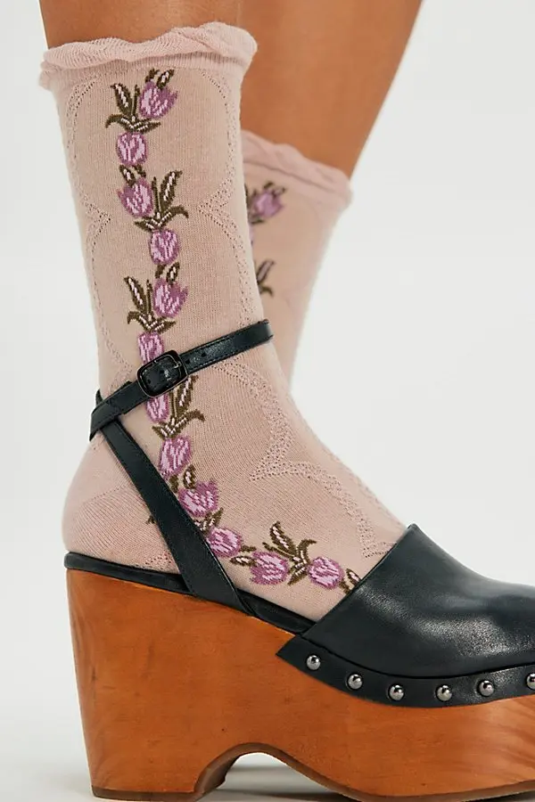 Free People Embroidered Trouser Socks - Peach