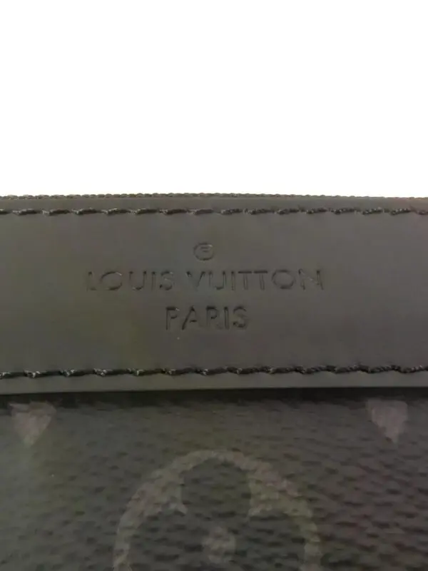 LOUIS VUITTON Discovery Pochette Clutch Bag