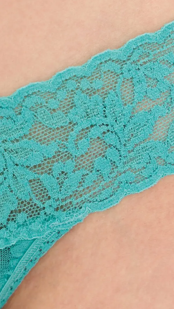 Hanky Panky Signature Lace Low Rise Thong 5 Pack