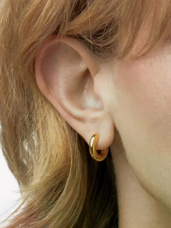 NEEKA STUDIOS Chunky Hoop Earrings