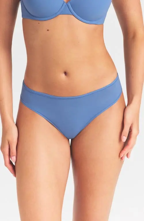 SKIMS Fits Everybody Thong - Arctic