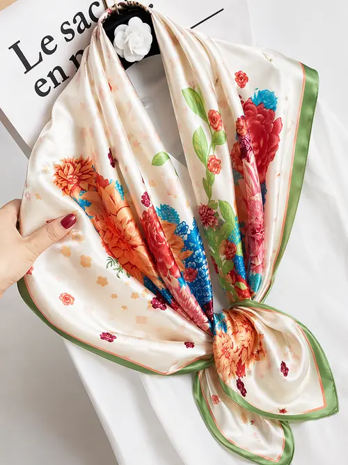 SILKSILKY Pure Silk Colored Square Scarf - Green