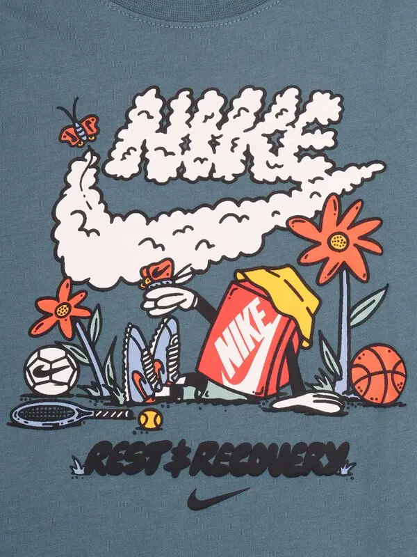 Nike Graphic T-shirt