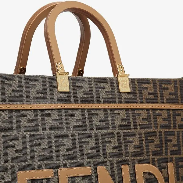 Fendi Sunshine Medium Tote Bag