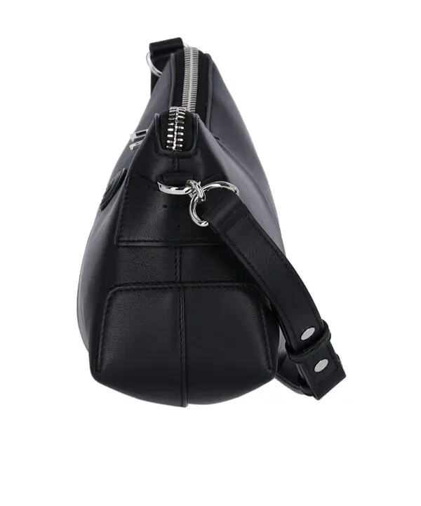 TOD'S Logo Embossed Zipped Shoulder Bag