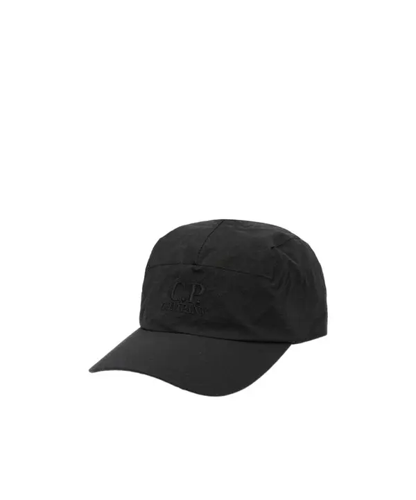 C.P. COMPANY Curved Brim Cap - Black