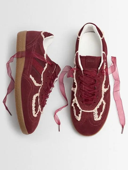 ALOHAS Round-toe Lace-up Sneakers With Crochet Trim - Wine Red