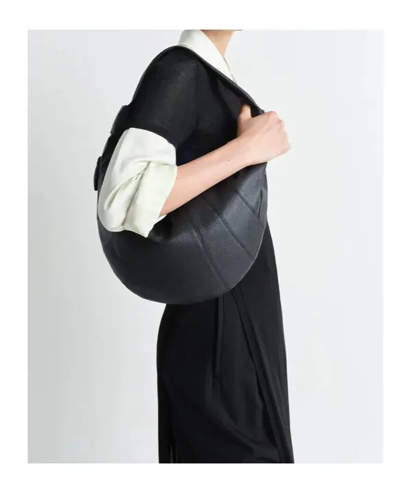 LEMAIRE Fortune Croissant Shoulder Bag - Black