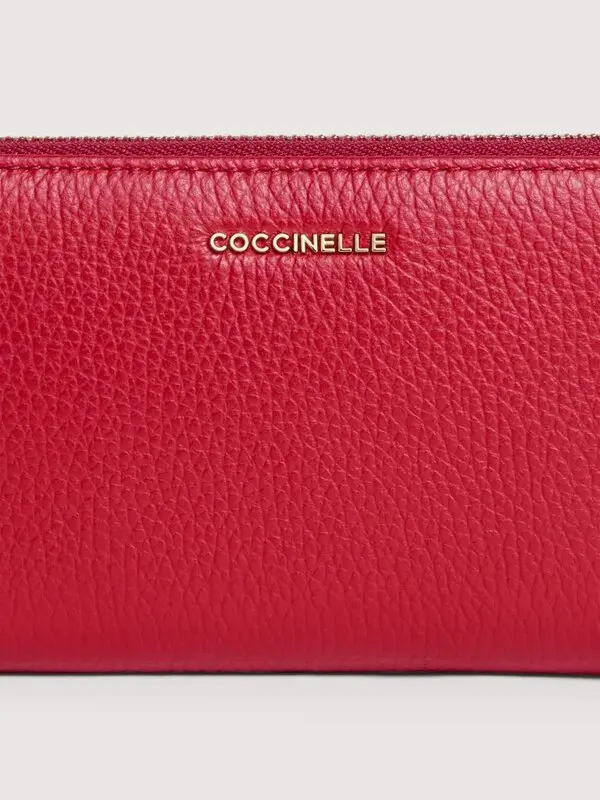 COCCINELLE Logo Lettering Zipped Wallet