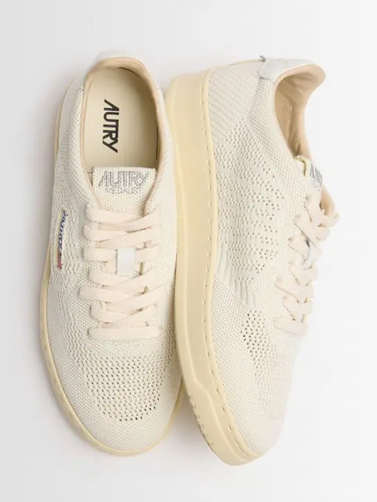 AUTRY Easeknit Low Sneakers With Lace Up Closure