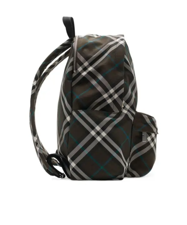 Burberry Vintage Checked Zipped Backpack