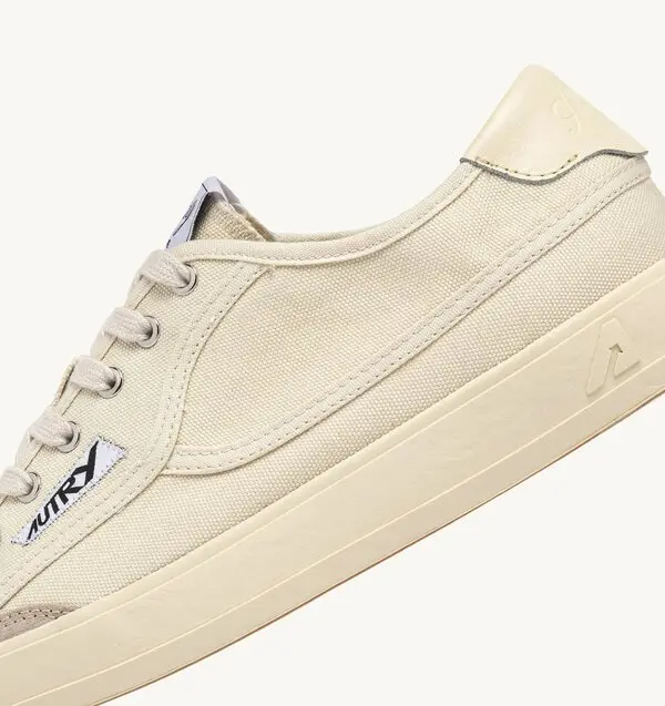 AUTRY Windscape Canvas Low-top Sneakers - Beige