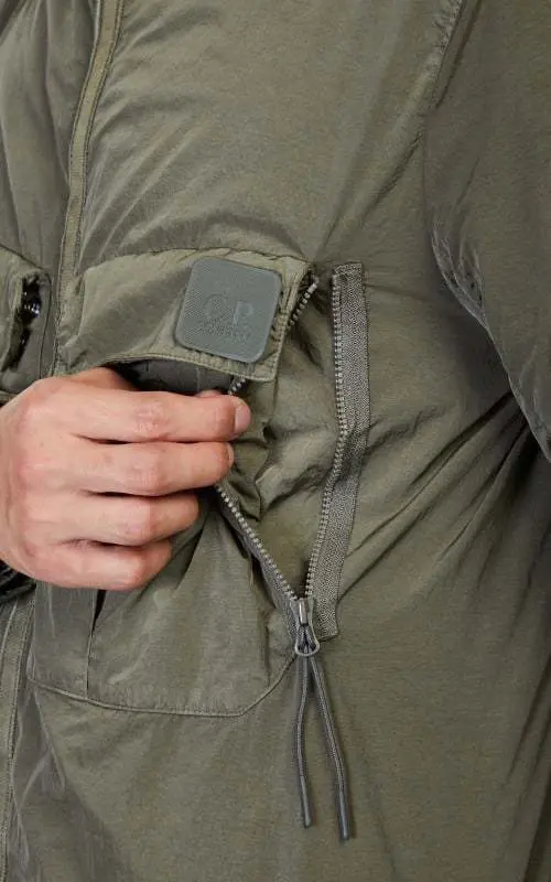 C.P. COMPANY Hooded Lightweight Jacket With Flap Pockets - Green