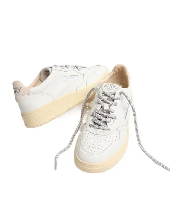 AUTRY Medalist Low Top Sneakers - White