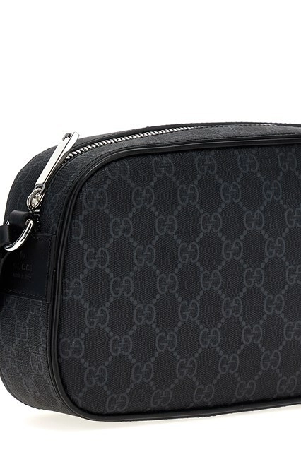 Gucci Gg Supreme Zipped Messenger Bag - Black