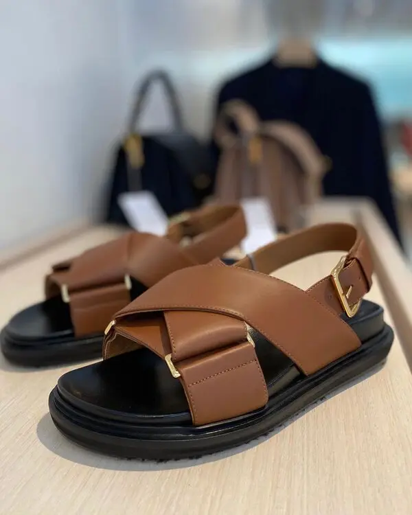 Marni Criss-cross Fussbett Sandals - Black