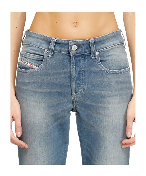 DIESEL® 1992 D-jiann Slim Fit Jeans - Medium Blue