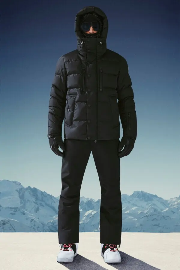 Moncler Rodenberg Short Down Jacket