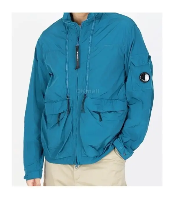 C.P. COMPANY Chrome-r Lens Detailed Windbreaker