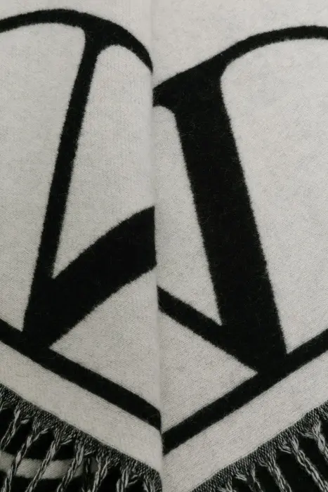 Valentino Garavani Vlogo Fringed Edge Scarf