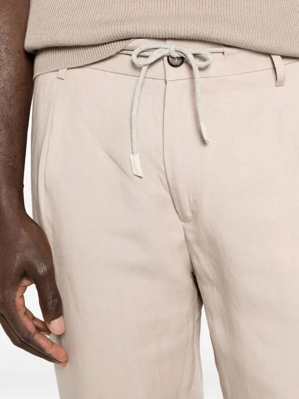 Eleventy Casual Pants With Belt Loops - Nude