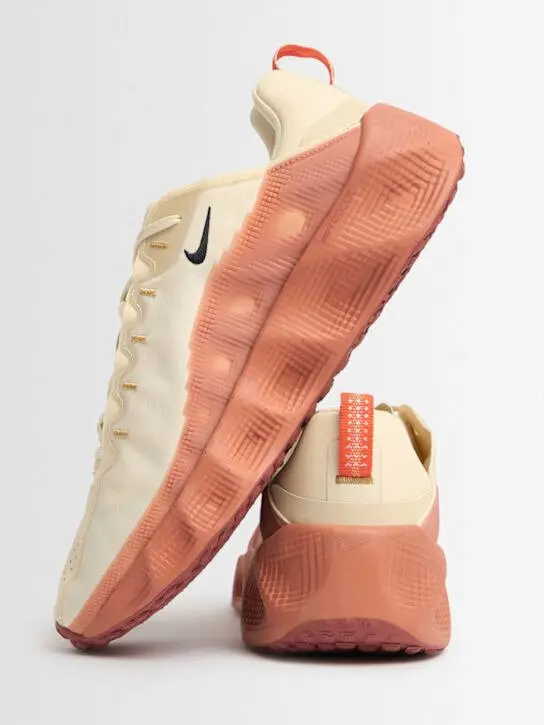Nike Ava Rover Sneakers - Pink