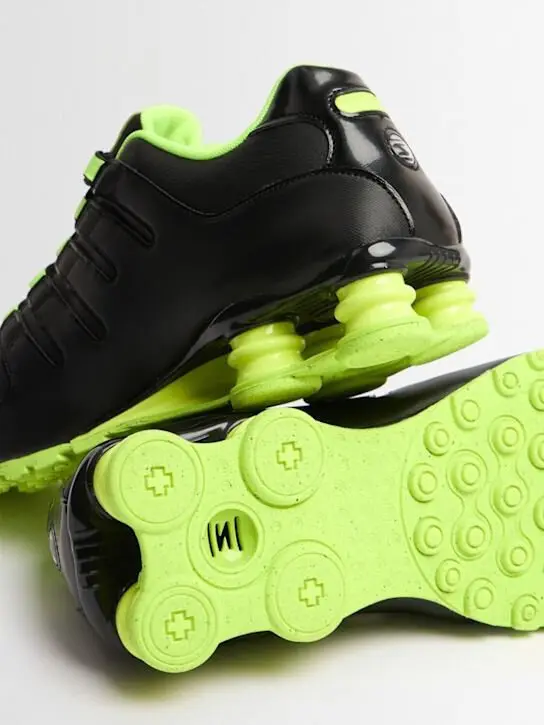 Nike Shox Nz Sneakers Black/white-vol 12 Us - Green