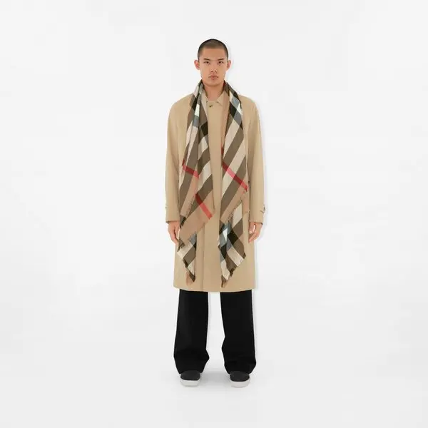 Burberry Checked Fringed-edge Scarf