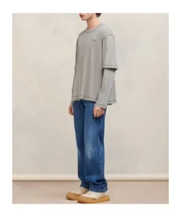 Ami Double-layered Logo Sweatshirt
