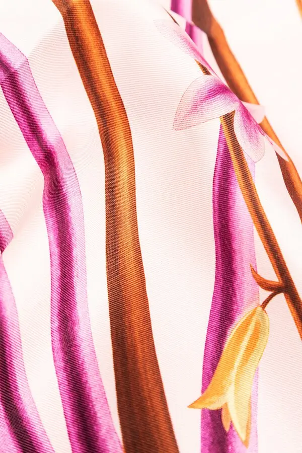 FERRAGAMO Logo Scarf