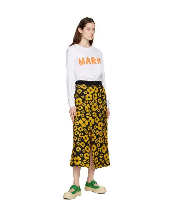 Marni Round Neck Long Sleeve T-shirt With Front Logo