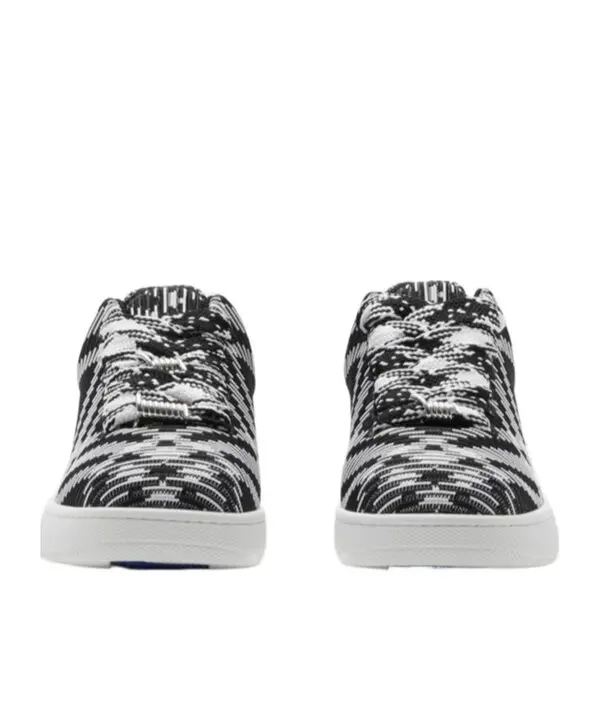 Burberry Checked Lace-up Sneakers - Black