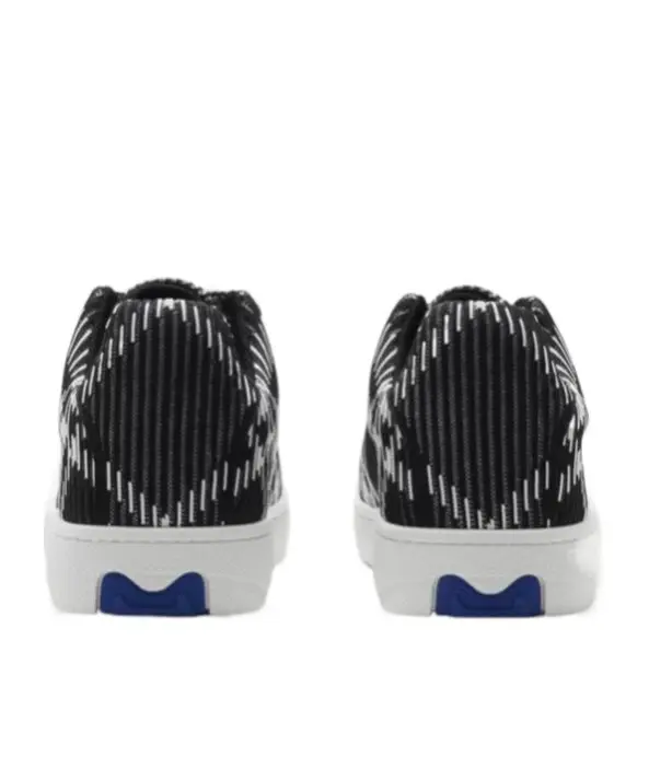 Burberry Checked Lace-up Sneakers - Black