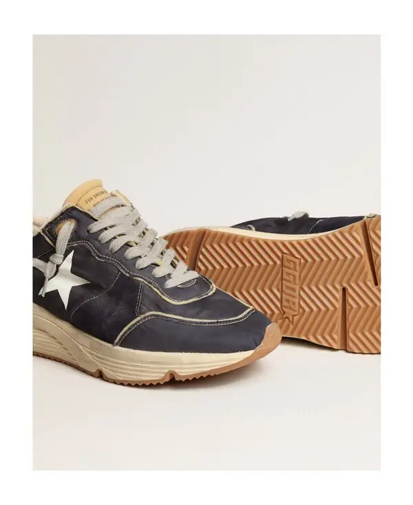 GOLDEN GOOSE Star Patch Low-top Sneakers